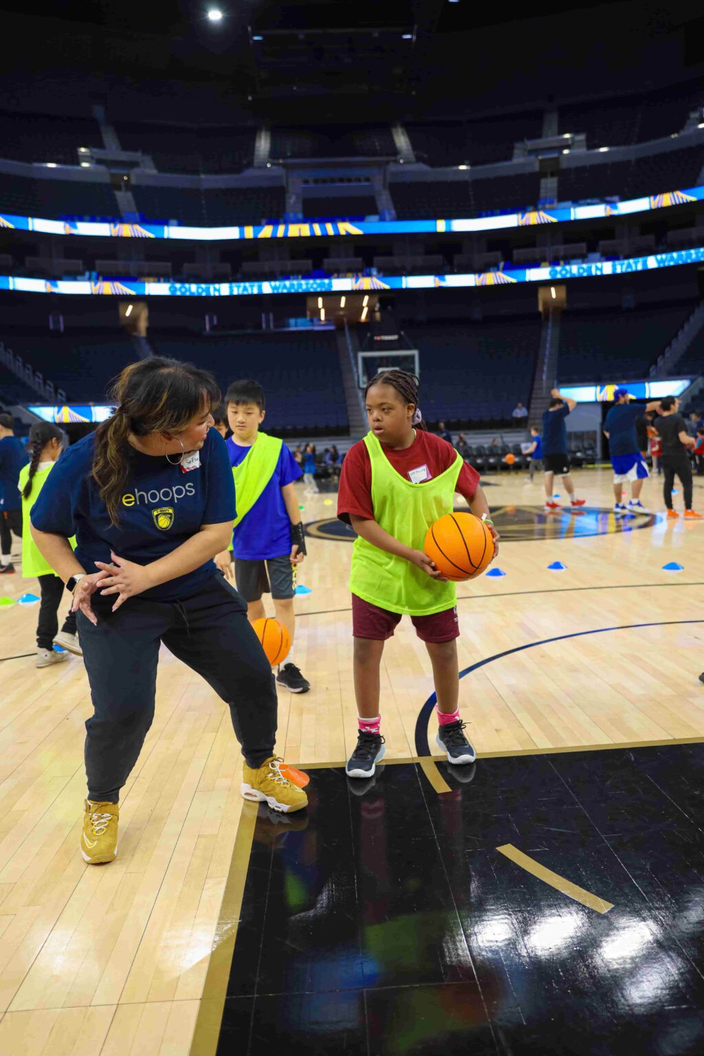 E-Hoops and Warriors: 2024 "Play Where the Pros Play" | E-Sports